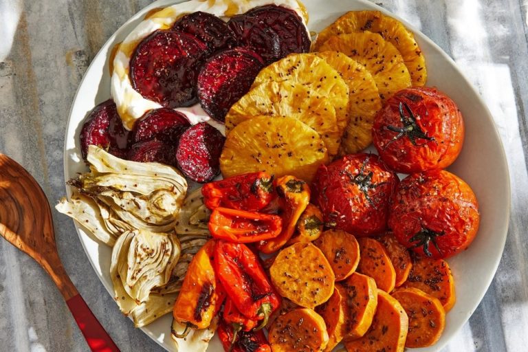 What Goes With Lasagna - 7 Most Delicious Side Dishes to Serve with ...